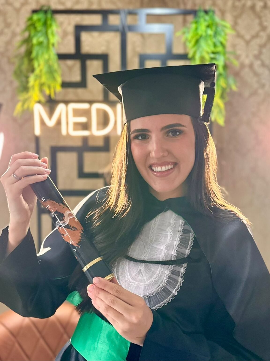 Gabriela Gil Vicente formou-se em Medicina pela UFSC e já conquistou ...